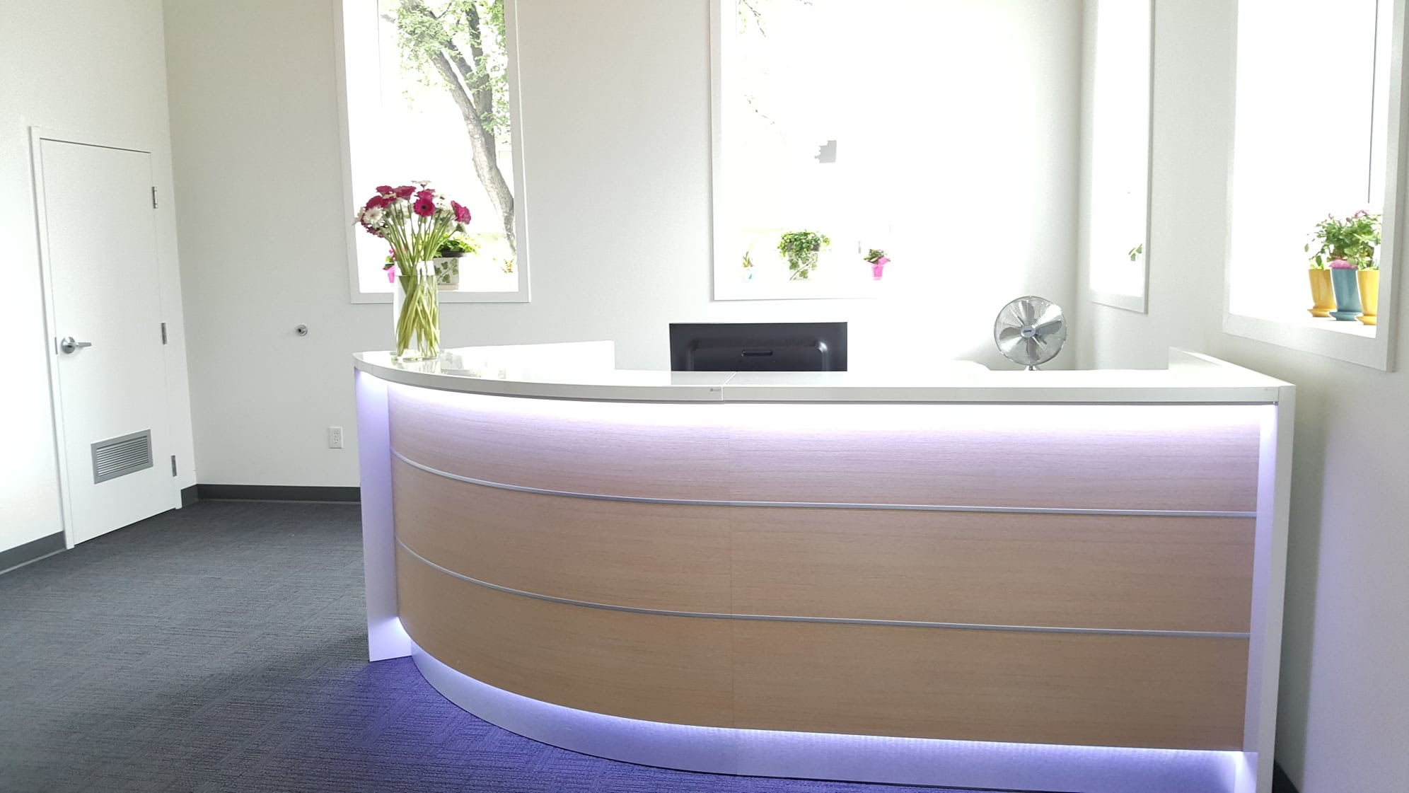 Top 5 Office Reception Desk Styles forModern Spaces